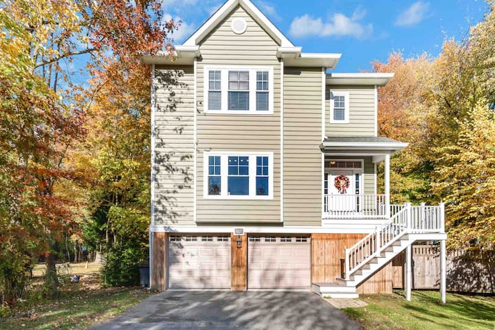 Coastal Wooded Escape In Oyster Harbor! - Annapolis, MD