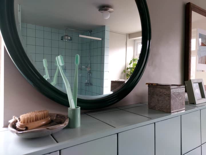 Bright, Cosy Central Double Room Close To Stadiums - Cardiff
