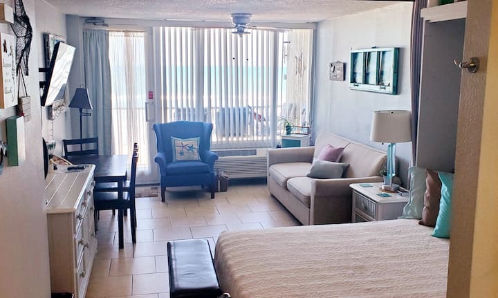 Oceanfront, Clean And Relaxing! - Port Orange