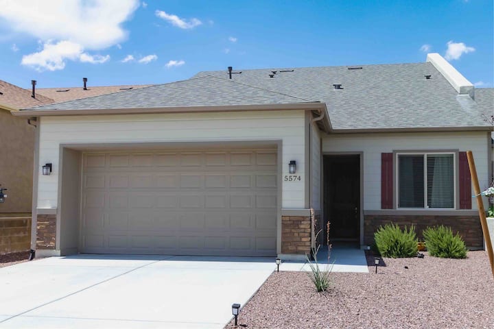 Gorgeous New 3br Near Trails & Mountain Views - Prescott Valley, AZ