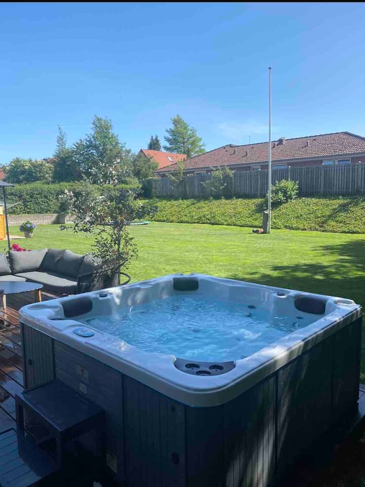 Fantastisk Hus Med Udespa Og Plads Til Alle - Odense