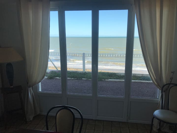 Les Pieds Dans L'eau - Langrune-sur-Mer