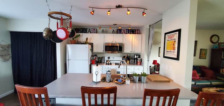 Comfy Eclectic Duplex! - 알카타