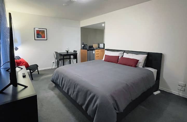 Heart Of Chinatown, Quiet Studio Apartment - Melbourne