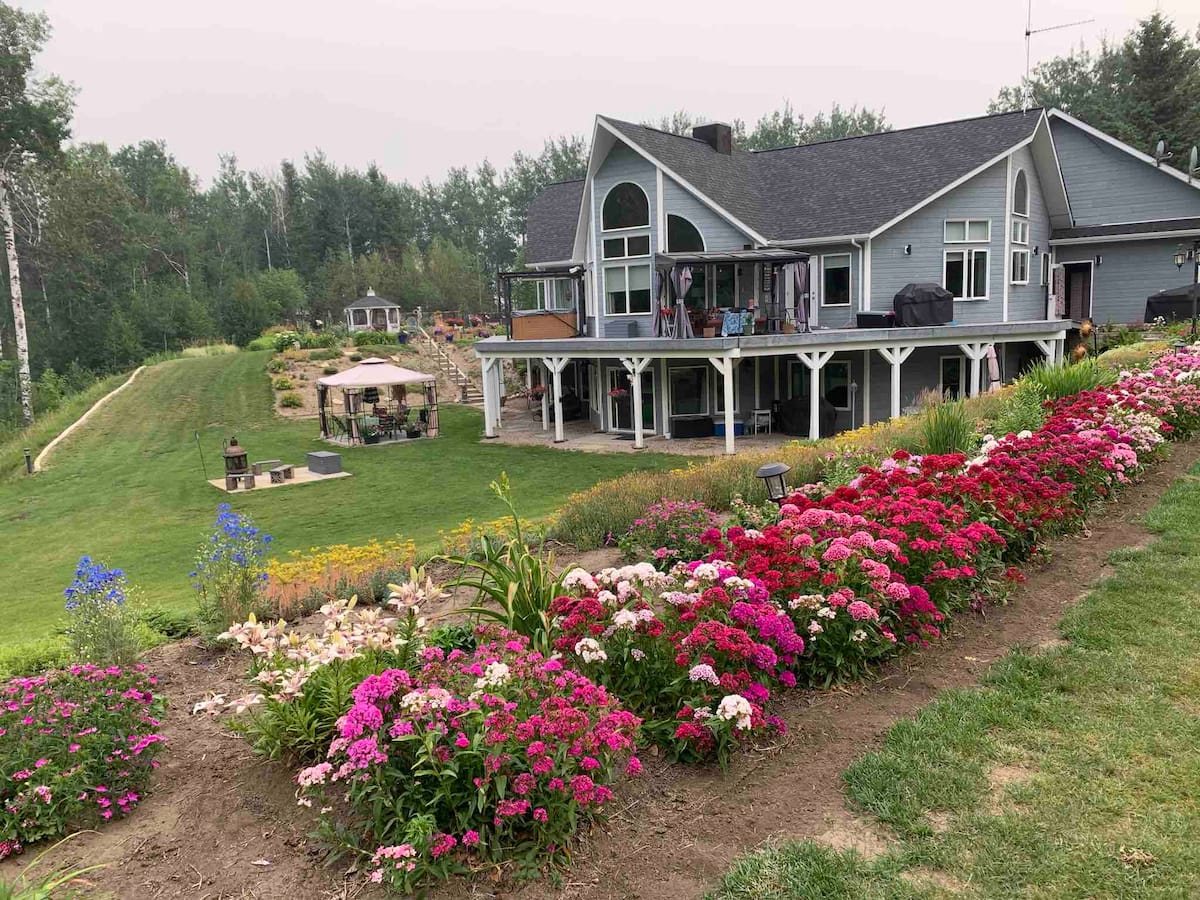 Tobin Lake Vacation Rentals & Homes - Saskatchewan, Canada | Airbnb