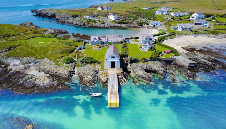 Pen-y-graig Seaside House In Rhoscolyn - Anglesey