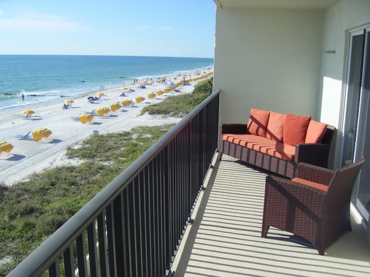 Special Dec 6-31,2025 -Corner Direct Beach Front - Madeira Beach, FL