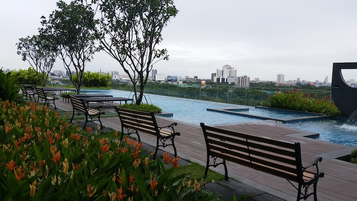 New Luxury 2 Bedroom Condo. Great Location! - Thailand