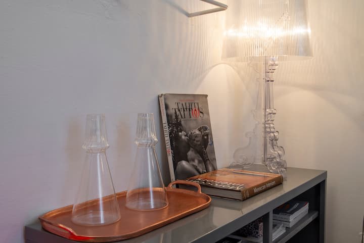 Cute Little Apartment For Two. Near Metro & Fiera - Milaan