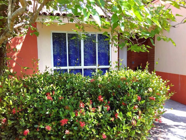 Casinha Fofa Em Angra, Bracuhy - Angra dos Reis