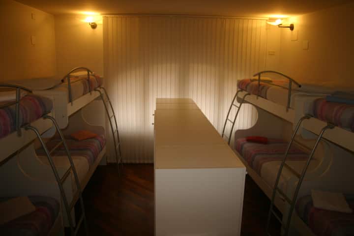 Posto Letto In Dormitorio Misto - Bologna