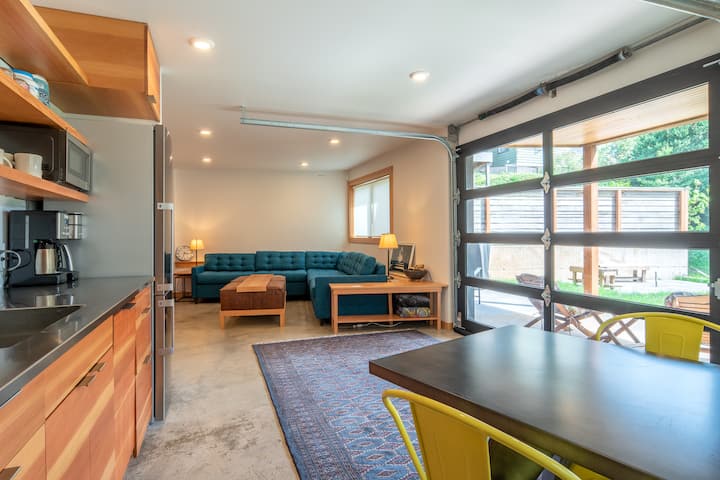 Parkside Urban Oasis - Portland