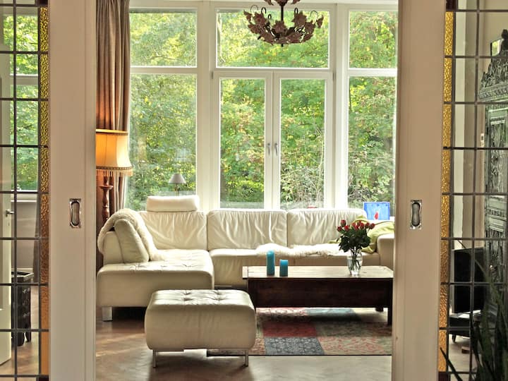 Luxury 1918 Home: Jacuzzi, Garden, Near Center - Ámsterdam