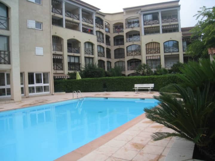 T2 Ste Maxime Centre-ville, Piscine, Parking - Sainte-Maxime