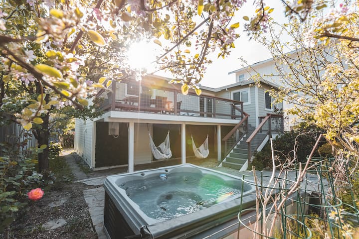 Escape To Guernevilla, Sunniest Spot On The River! - Guerneville, CA