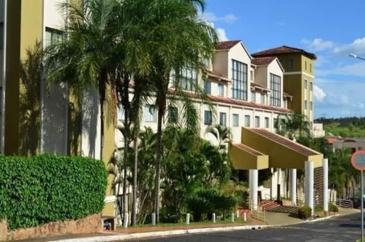 Apto 3/4-513 M Hot Park-até 10 Pessoas-garagem - Rio Quente