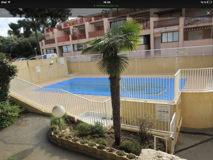 T2 Terrasse Piscine Plage 150 M - Le Castellet