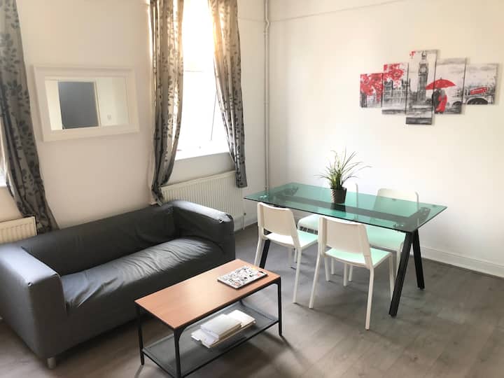 (46)euston & Kings Cross 4 Bedroom, 10people Sleep - London