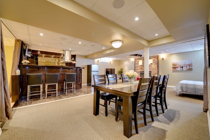 Spacious Guest Suite - Toronto