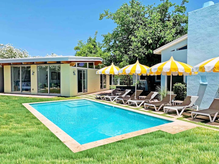 Mid-century Modern W/ Guest House In Old Town - Scottsdale, AZ