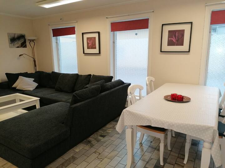 6 Beds Furnished Aptt. Prime Location In Hudik. - Iggesund