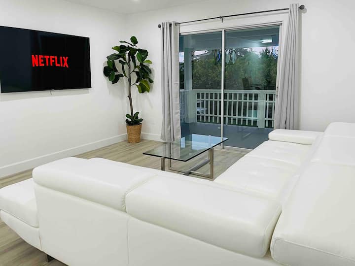 Lovely Beach Apartment - Lover's Key State Park, Fort Myers Beach