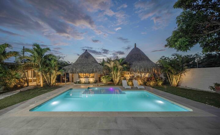 Villa El Oasis, Luxurious Santa Marta Getaway - Santa Marta