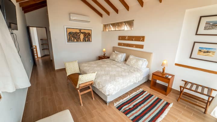 Casa Frente Al Mar, Condominio Villanautica - Máncora