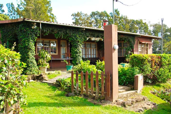 Cabaña Montaña Los Taitas 12 Personas 2 Chimeneas! - Cartago