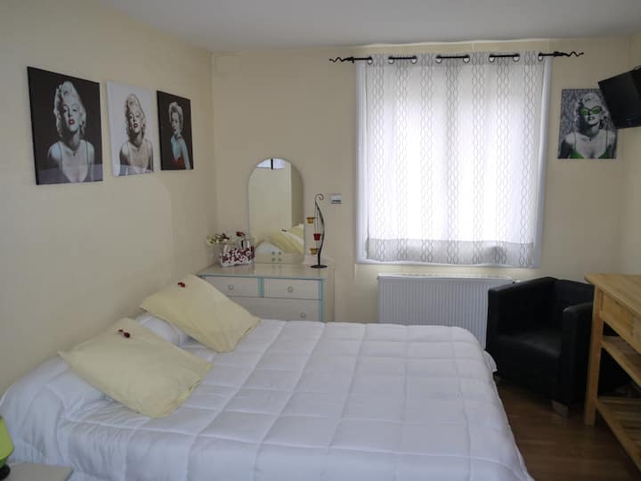 F3 Avec Terrasse Et Garage Au Centre D'amelie - Arles-sur-Tech