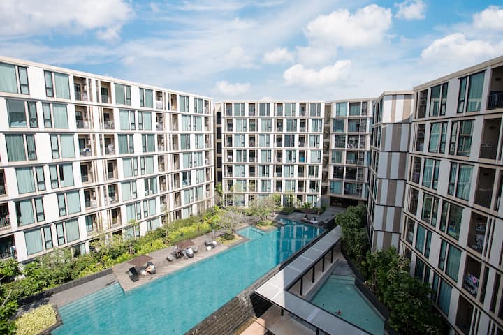 Luxury The Base Uptown Phuket 6th Floor Pool View - Phuket