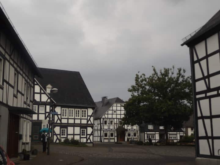 Eversberg 5, Vorweihnachtlichem Martinsmarkt - Meschede