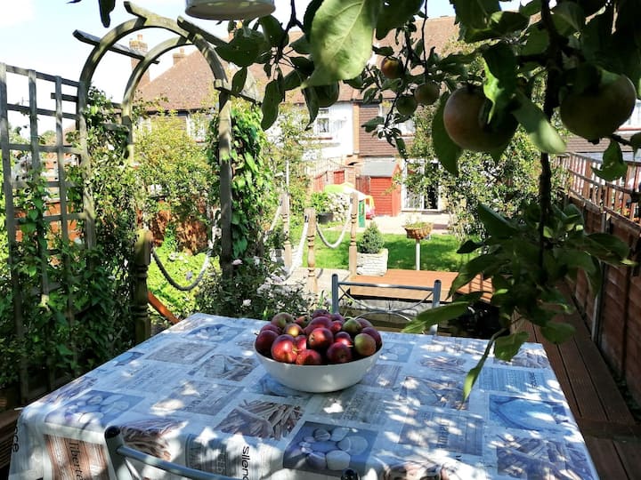 Lovely House In Maidstone, Nature, Garden And Park - Kent