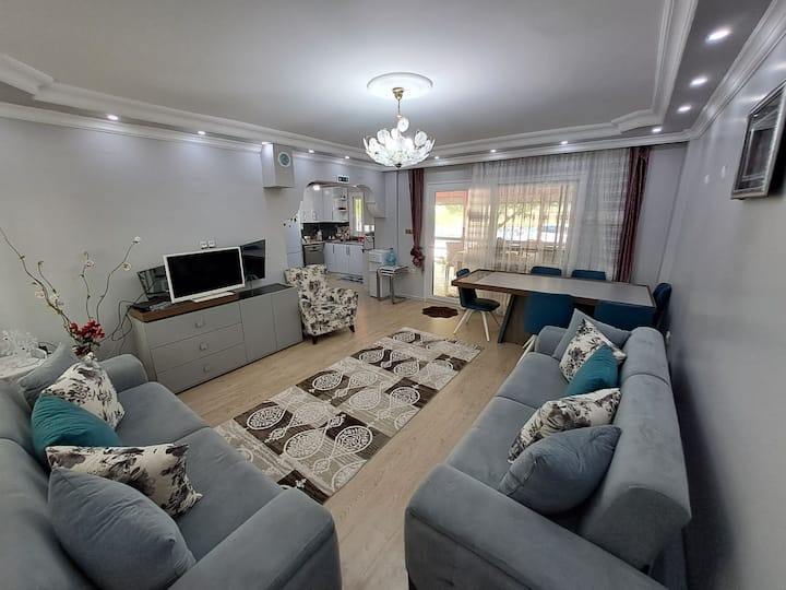 Kuşadası Site İçI Havuzlu 4+1 - Davutlar