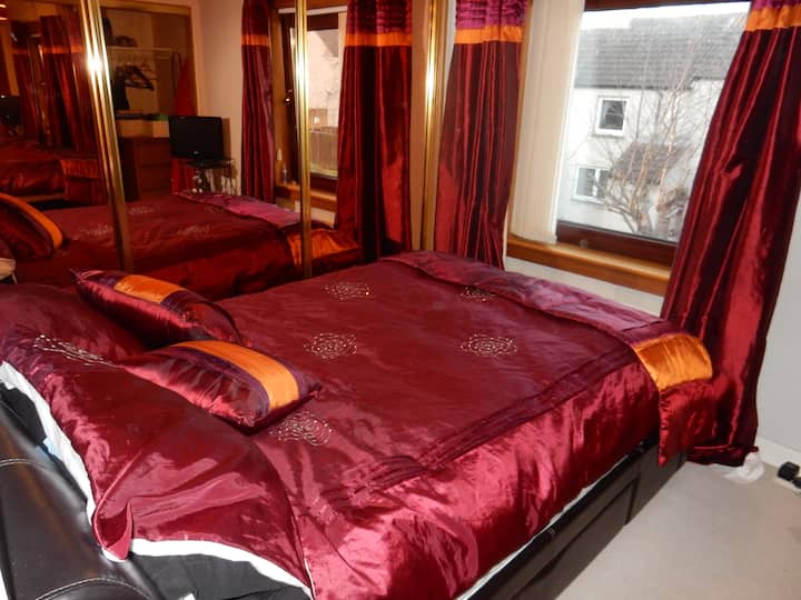 Lovely 2 Bedroom House - Edinburgh