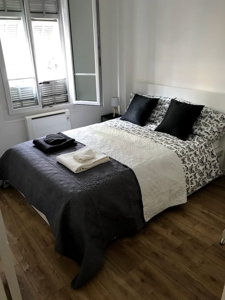 New Lovely Apartment By Port Of Nice 2 People - Plage des Marinieres