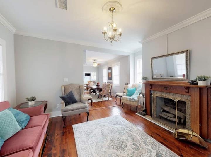 Comfy, Clean, Convenient To Downtown Amenities - Charleston, SC