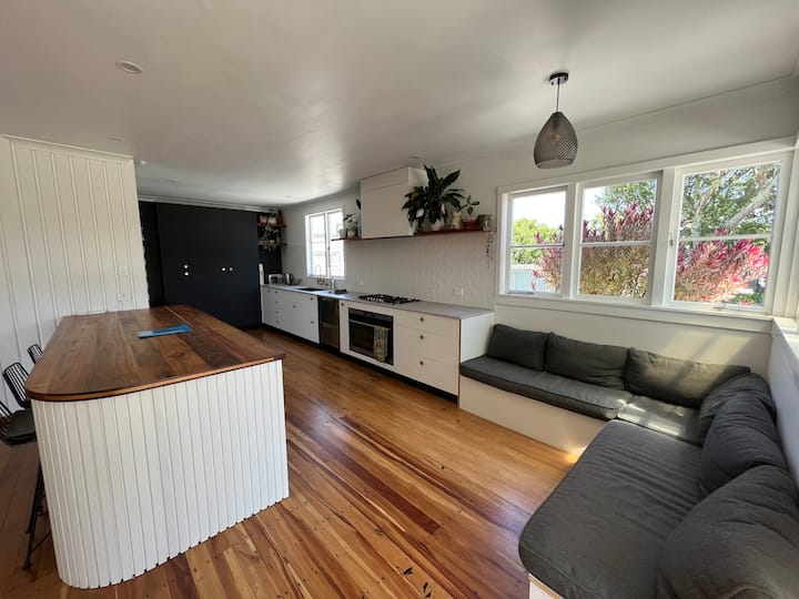 2 Houses Pet Friendly - Raglan