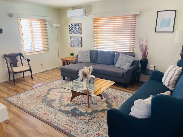 Great Location With Huge Fenced Backyard & Parking - Albuquerque, NM