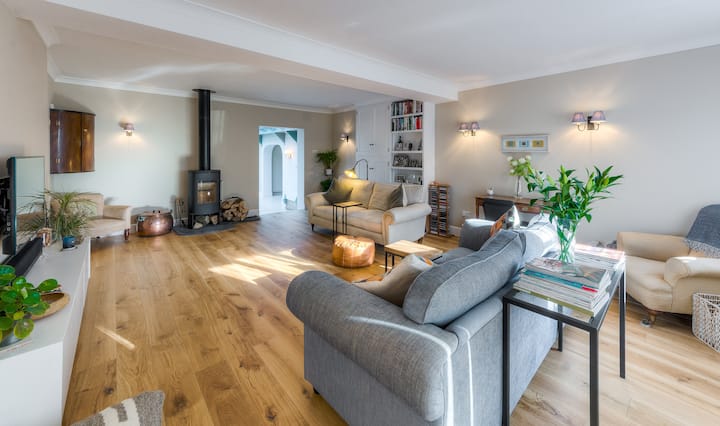 Large Country House Near Goodwood - Selsey
