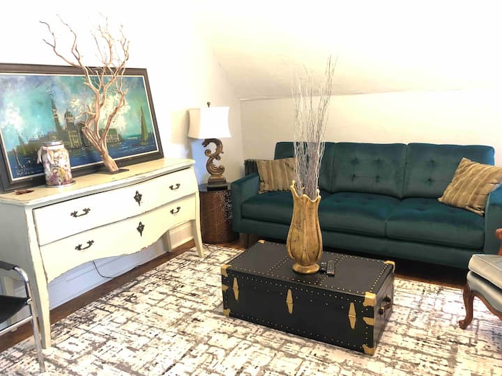 Cozy Entire Apt 4-friendship Park *Free Parking* - Pittsburgh, PA