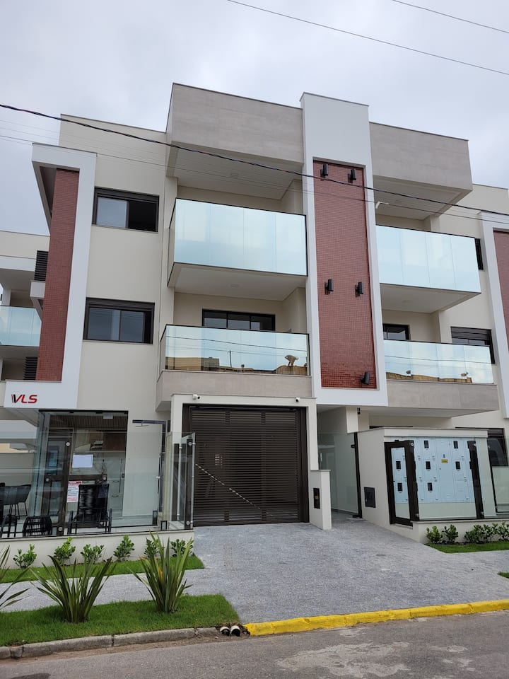 Apto Em Governador Celso Ramos - Governador Celso Ramos