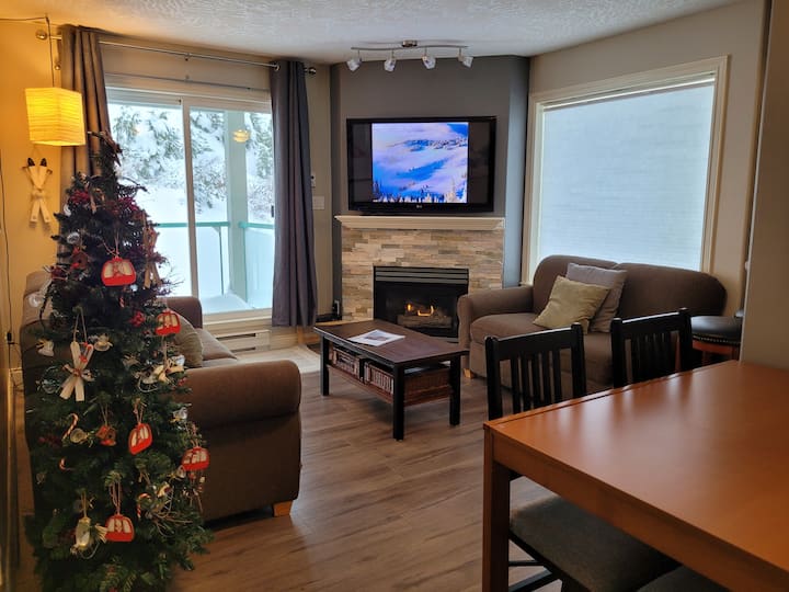 Stay Mountainside: Mt Washington & Strathcona Park - Mount Washington