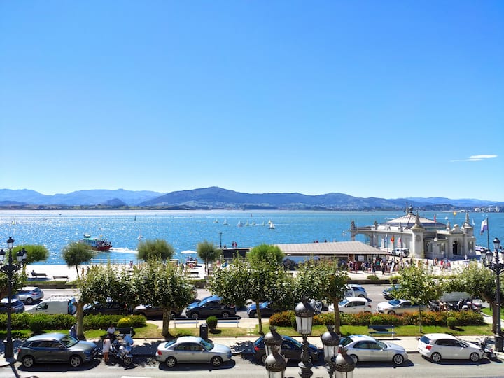 First Row To The Beautiful Bay Of Santander.210 M2 - Santander