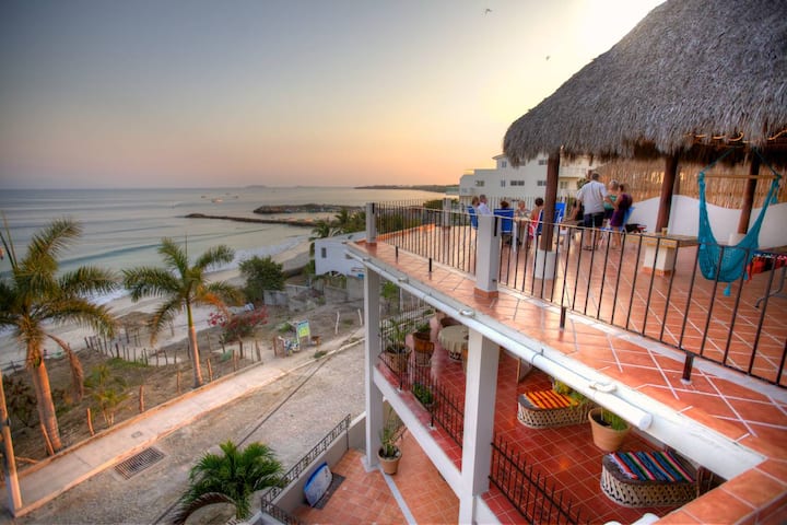 La Quinta Del Sol-ocean And Surf Views 2 Queens - Punta Mita