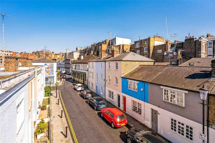 Kensington Two Floor Mews House - Earls Court
