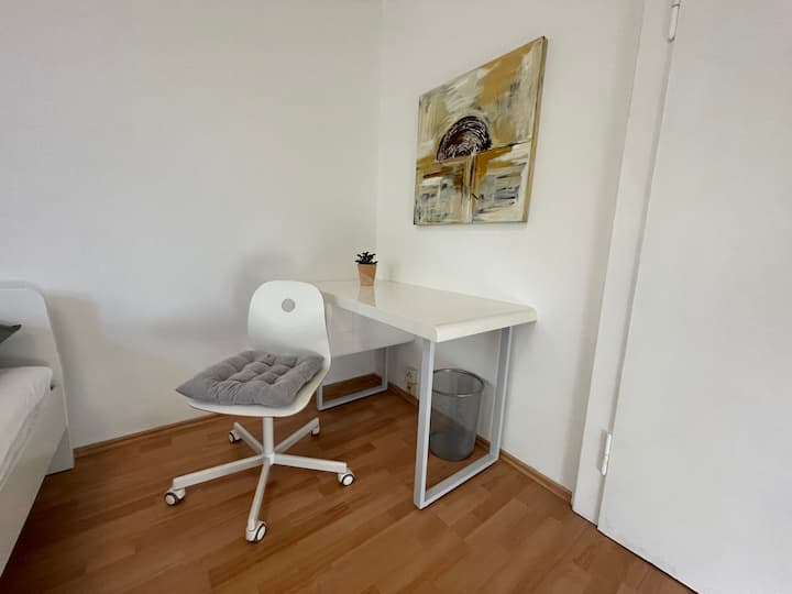 Ferienwohnung Voll Möbliert Zentral Gelegen - Dortmund