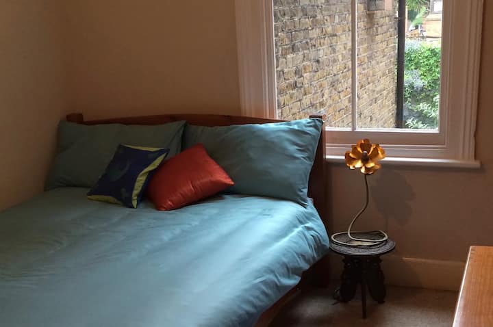 London Holiday Rentals & Homes - England, United Kingdom | Airbnb