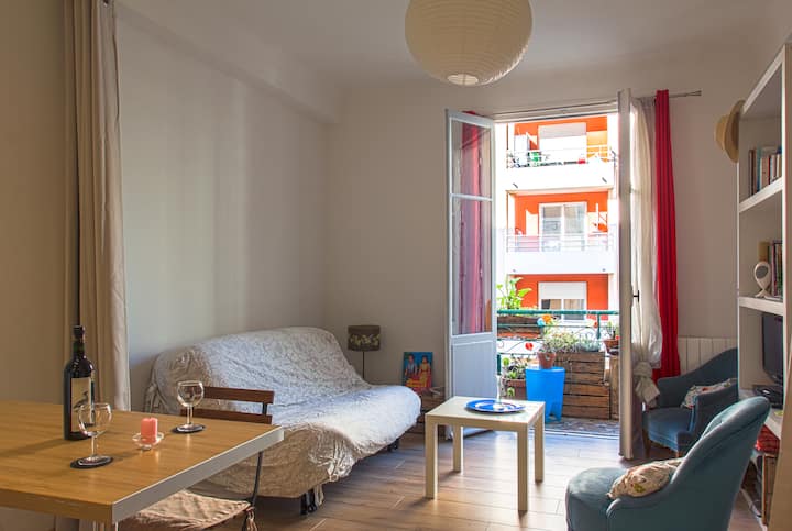 Cosy Flat Renovated With Balcony - Nizza