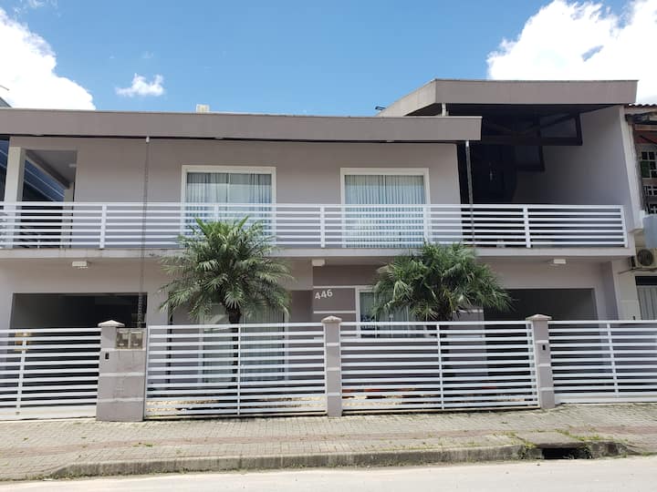 Casa Espaçosa E Confortável - Brusque